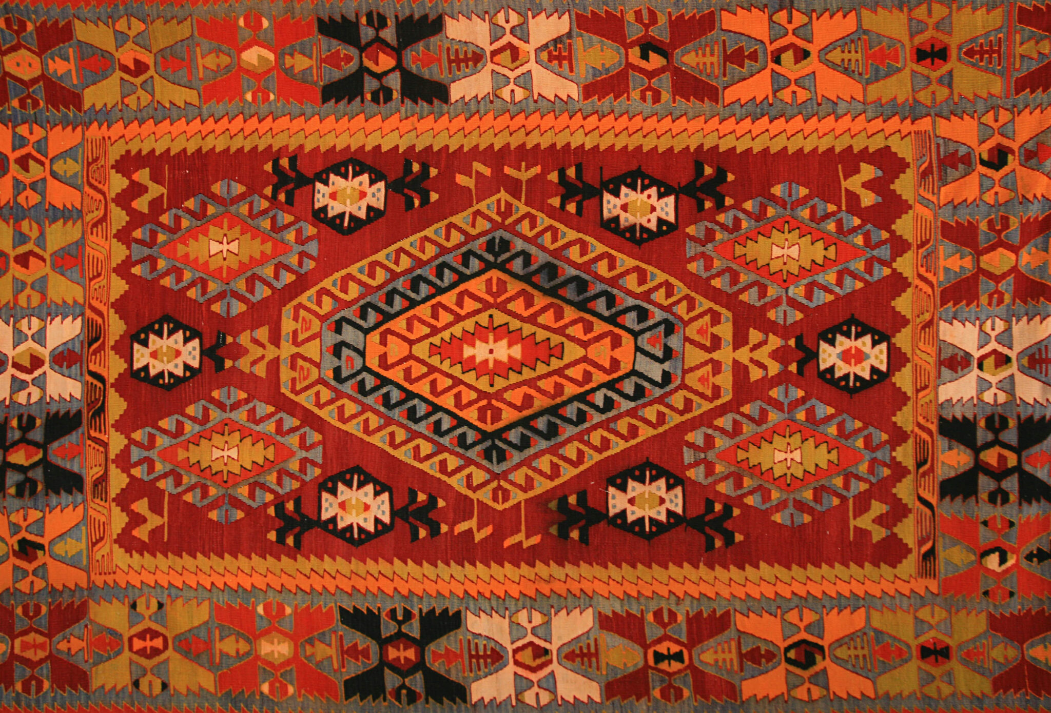 From Past to Present: Carpet Weaving | ATÜ Old Bazaar